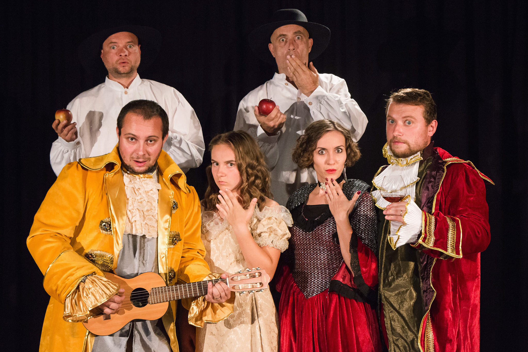 Divadelný štvrtok SOS - Veľa kriku pre nič | Banská Bystrica